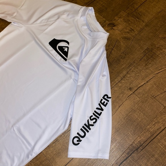 Quiksilver | Swim | Quiksilver Short Sleeve Upf 5 Rash Guard For Men ...
